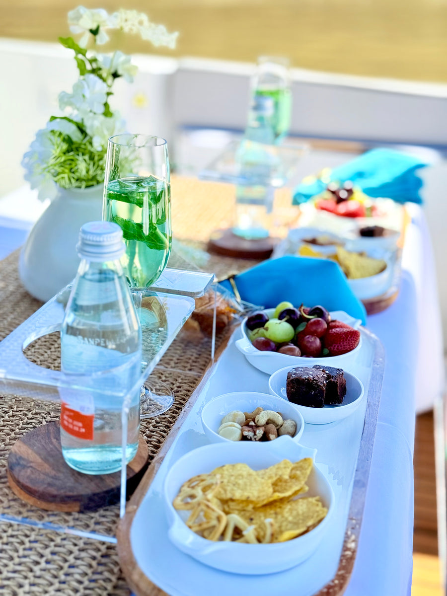 Classic (1.5hr) – Floating Picnic